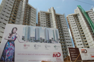 O que significa CLT? Memes viralizam na rede mostrando vida de ...